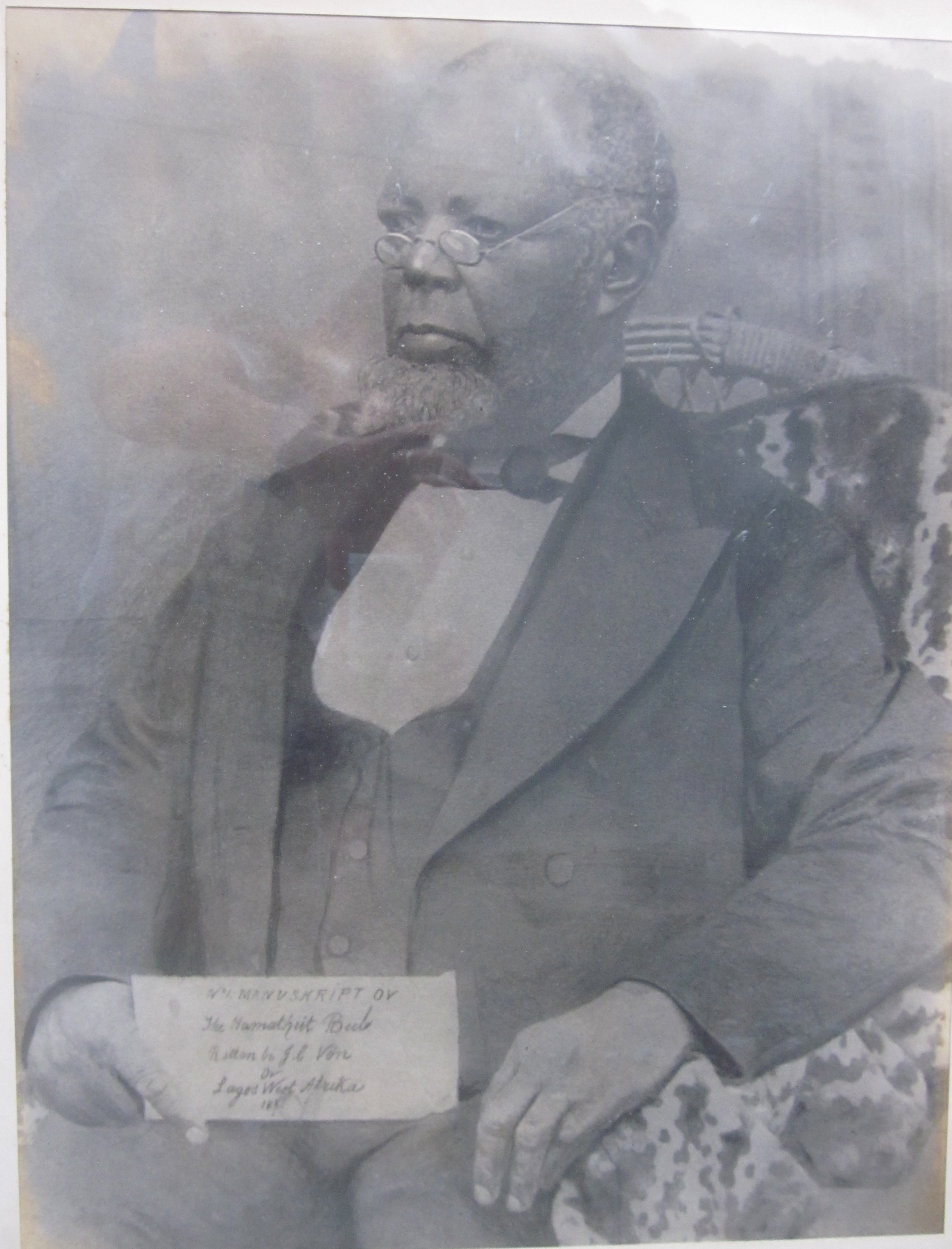 Lagos: A Place with Open Eyes – The Metropole