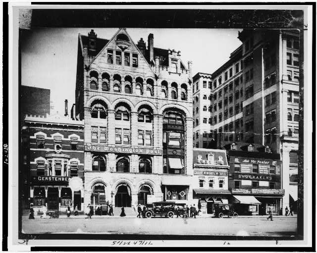 Beacons of Truth: Newspaper Buildings in the Nineteenth and Twentieth ...