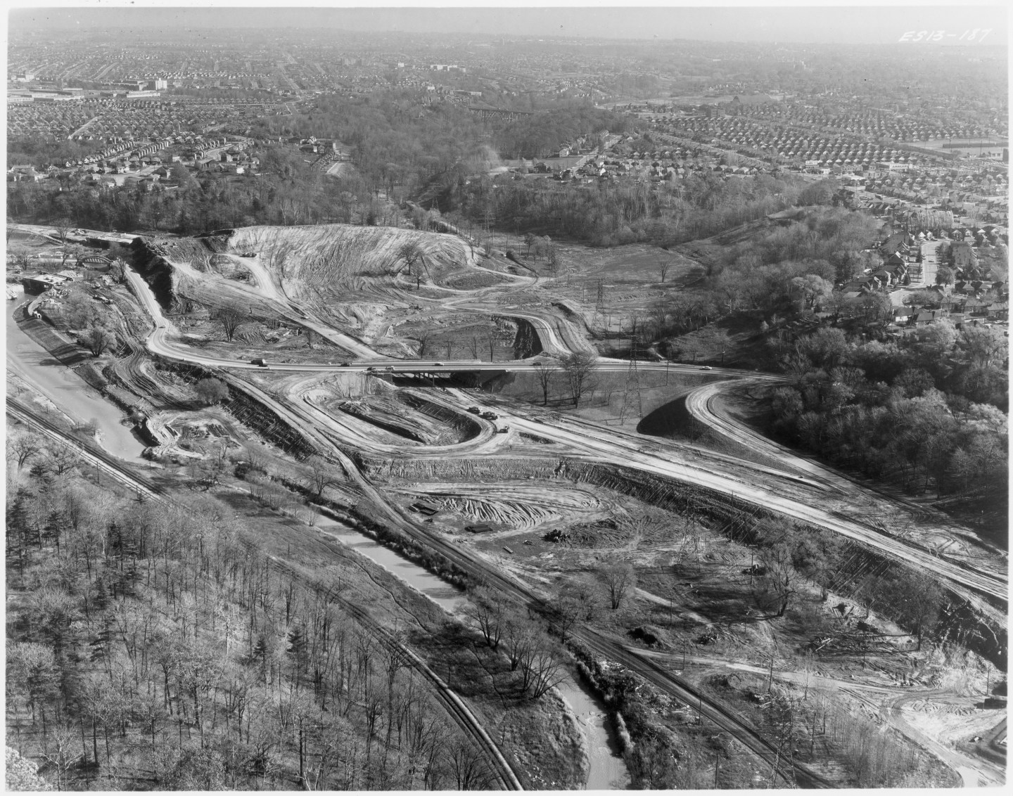Remembering and Forgetting in Toronto’s Ravines – The Metropole