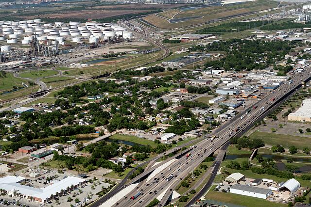 Right in the Way: Generations of Highway Impacts in Houston – The Metropole